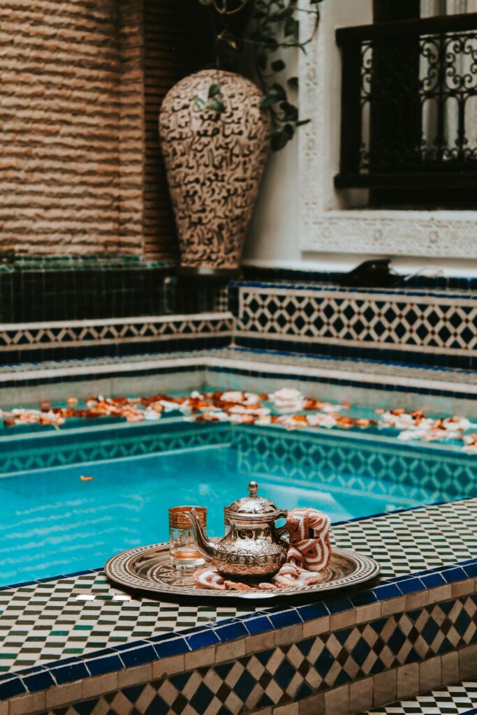 Culture au Maroc : Un Voyage à Travers les Traditions - Echappées ...